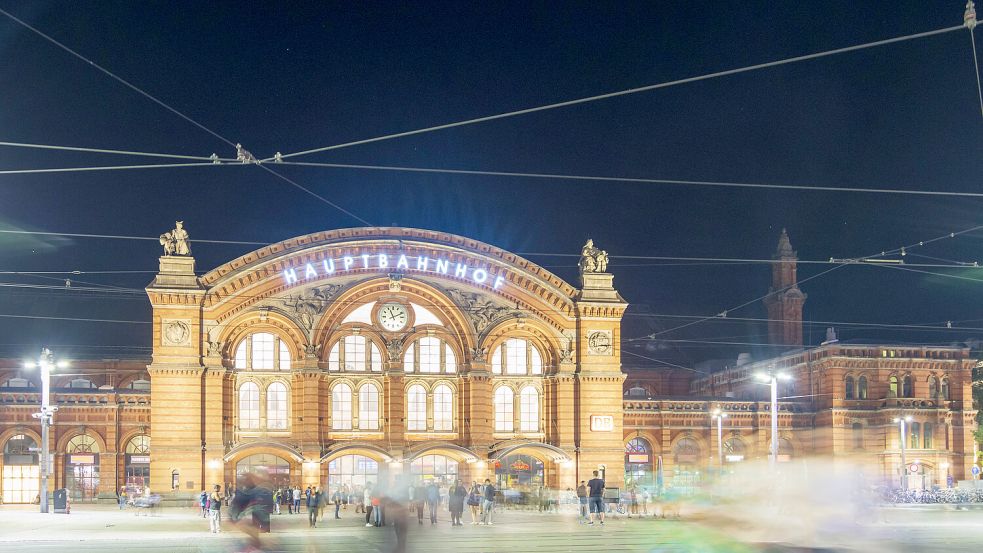 Bremen: Waffenverbot am Bremer Hauptbahnhof während der Freimarkt-Zeit ... Bremen: Waffenverbot am Bremer Hauptbahnhof während der Freimarkt-Zeit ...